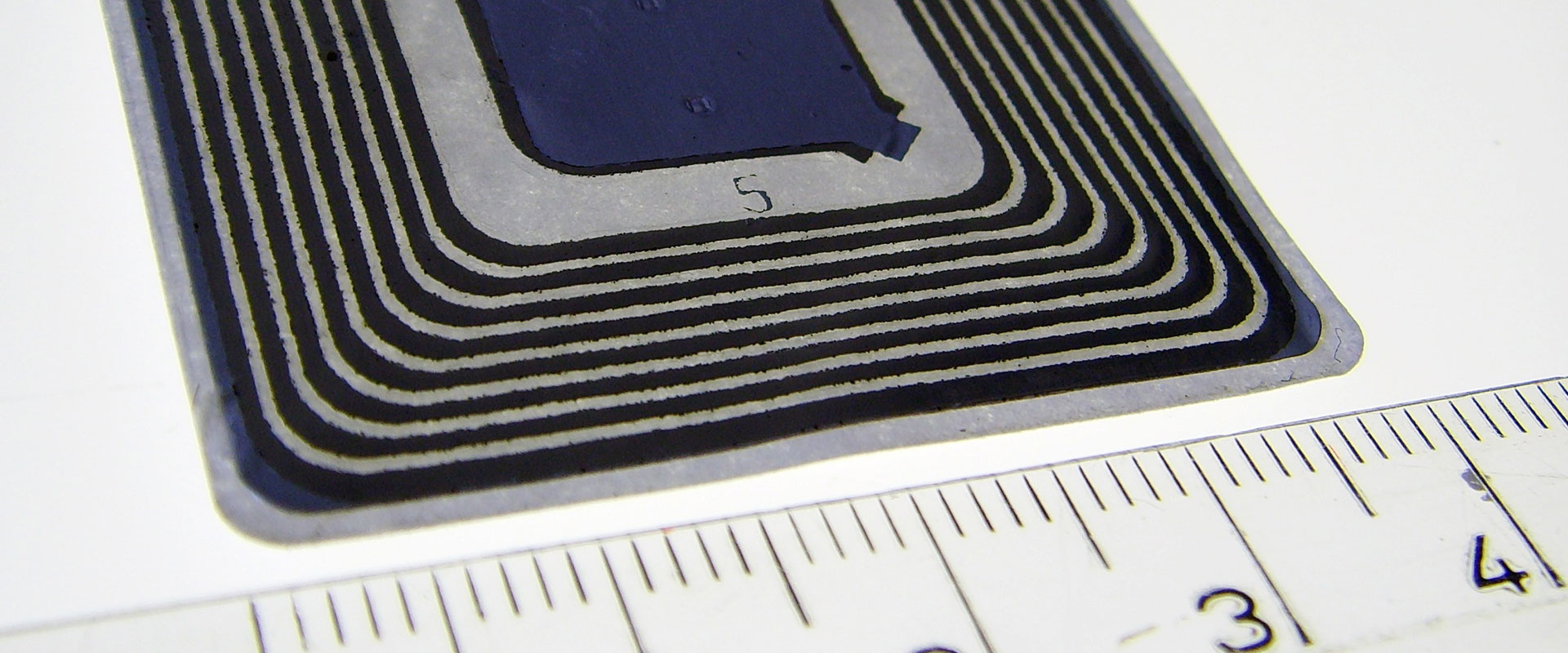 What is RFID Asset Tracking | How does it work?